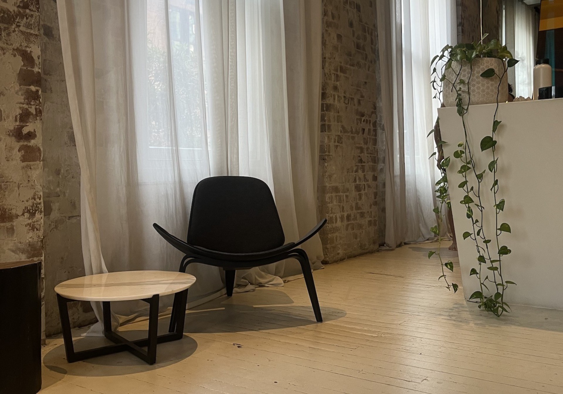 Humming Puppy - Redfern | Overview